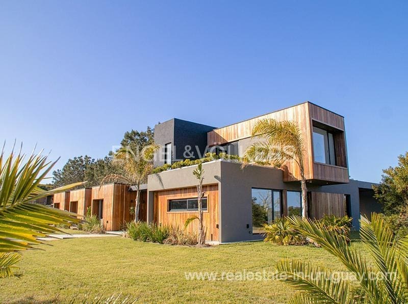 Brand new house in a gated community of Jose Ignacio - Real Estate in ...
