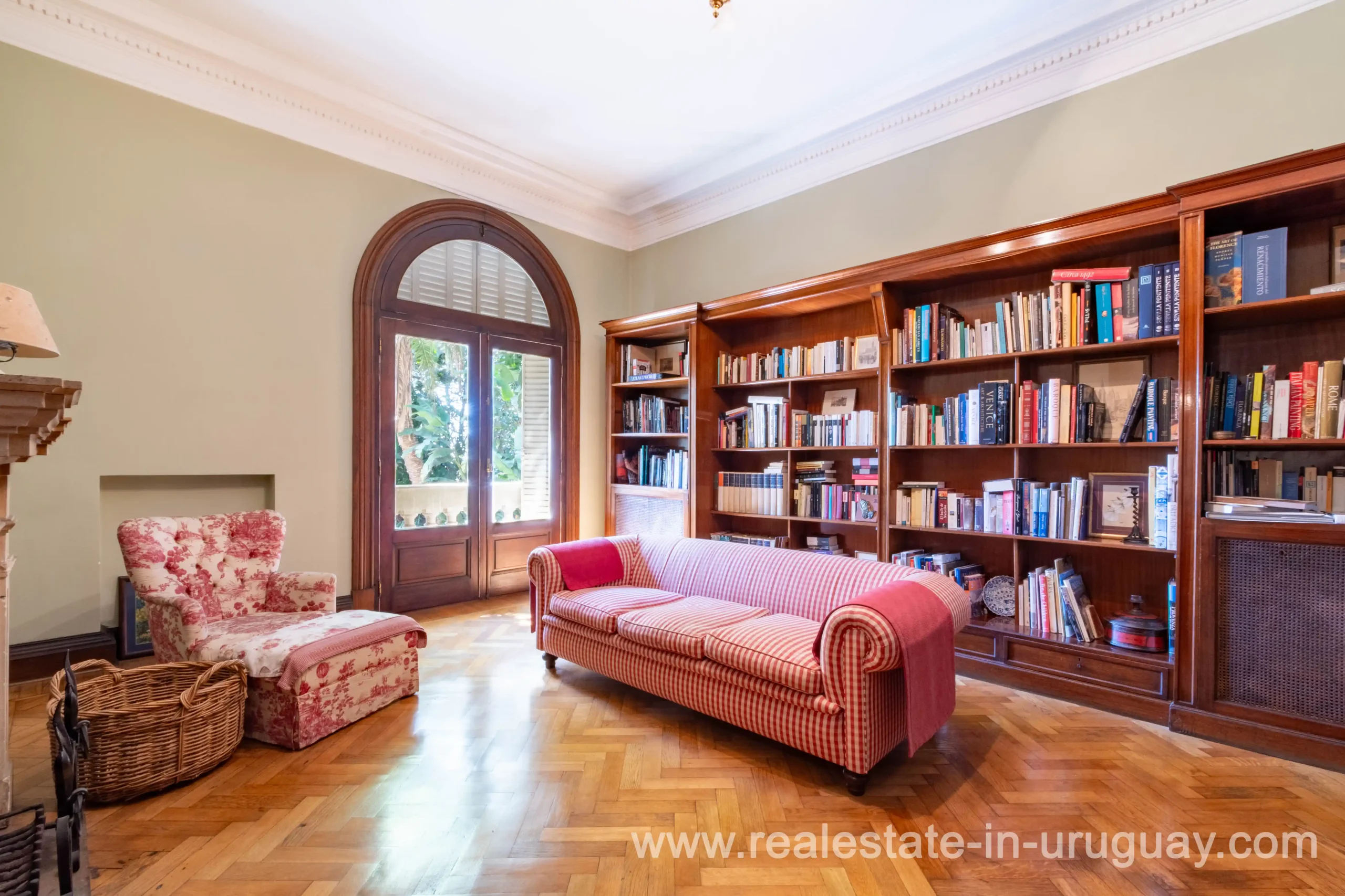 Exclusive Colonial Villa in Prado - Real Estate in Uruguay