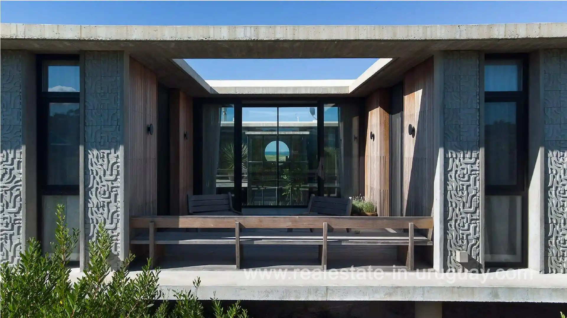 Unique Beachfront house in El Secreto Jose Ignacio - Real Estate in Uruguay